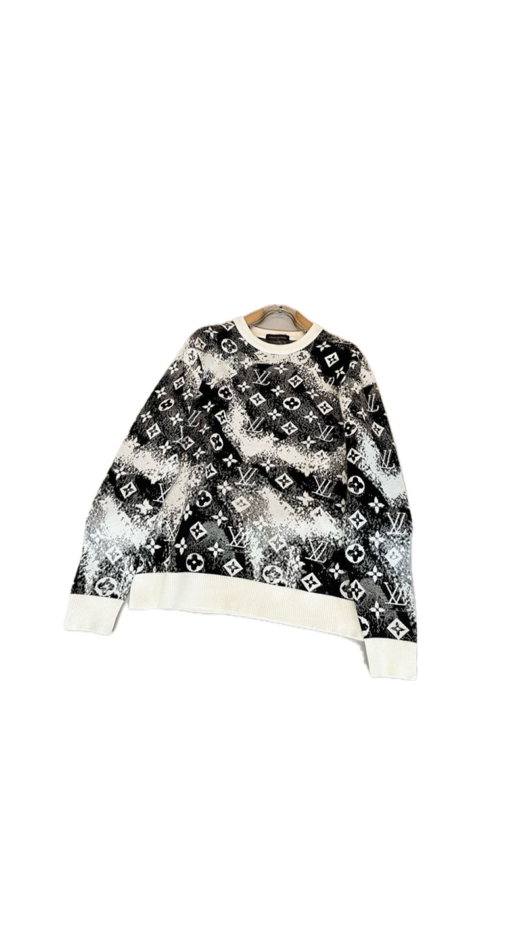 Monogram L*V – B13FASHION